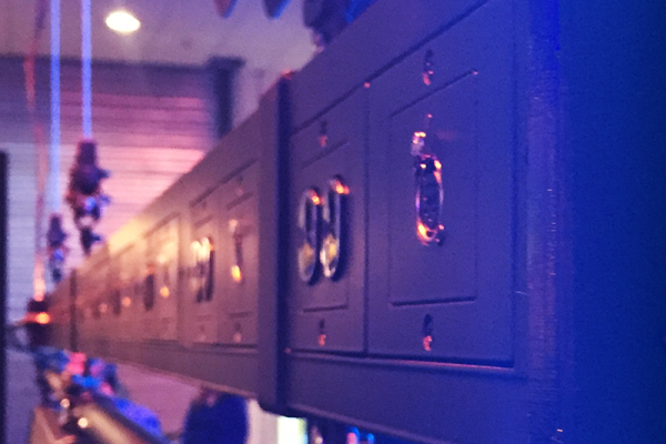 Electrical diversity in entertainment lighting