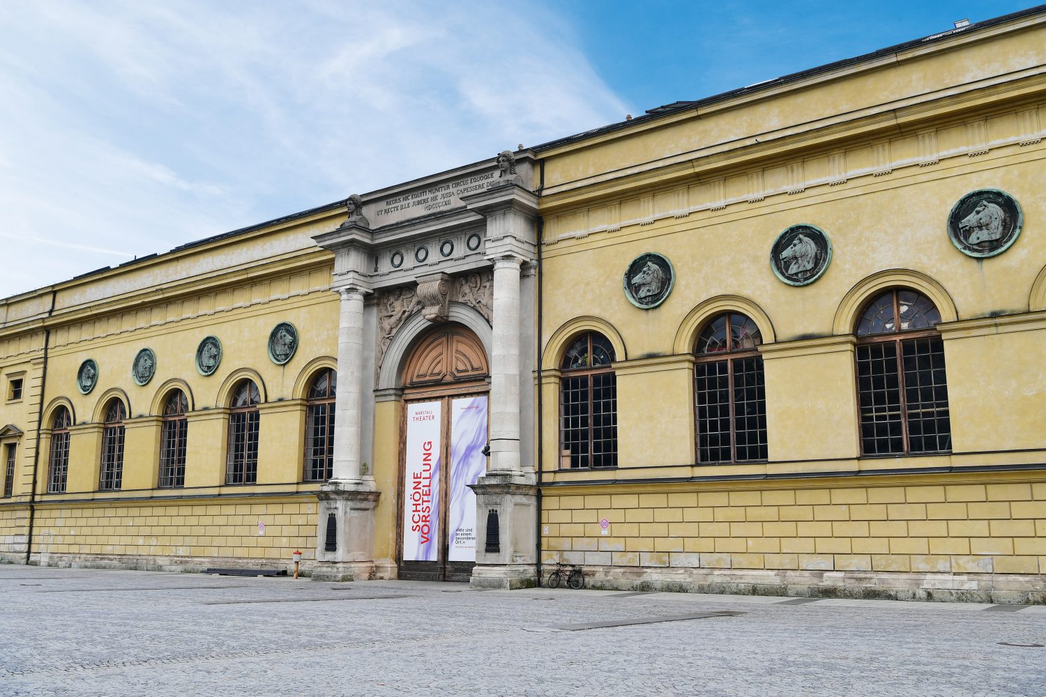 SolaFrame Studio lights the Marstall, Munich